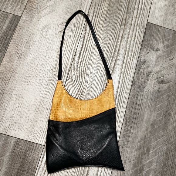 Thomas Leathers | Bags | Thomas Leathers Vintage Pebbled Tan Leather ...